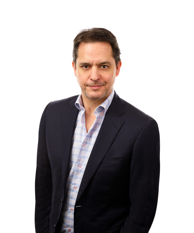 Gregory R. Azeff | Miller Thomson